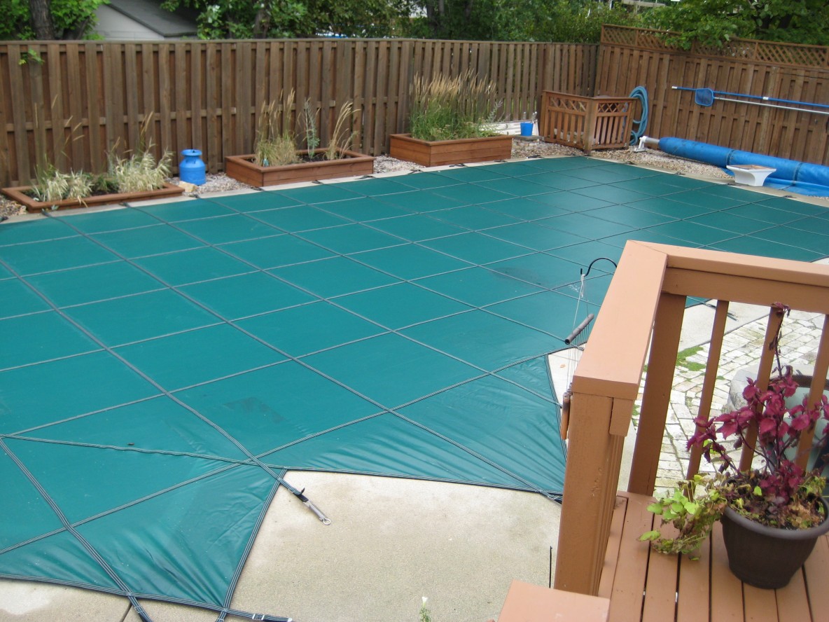 Green Safety Cover - UV Pools